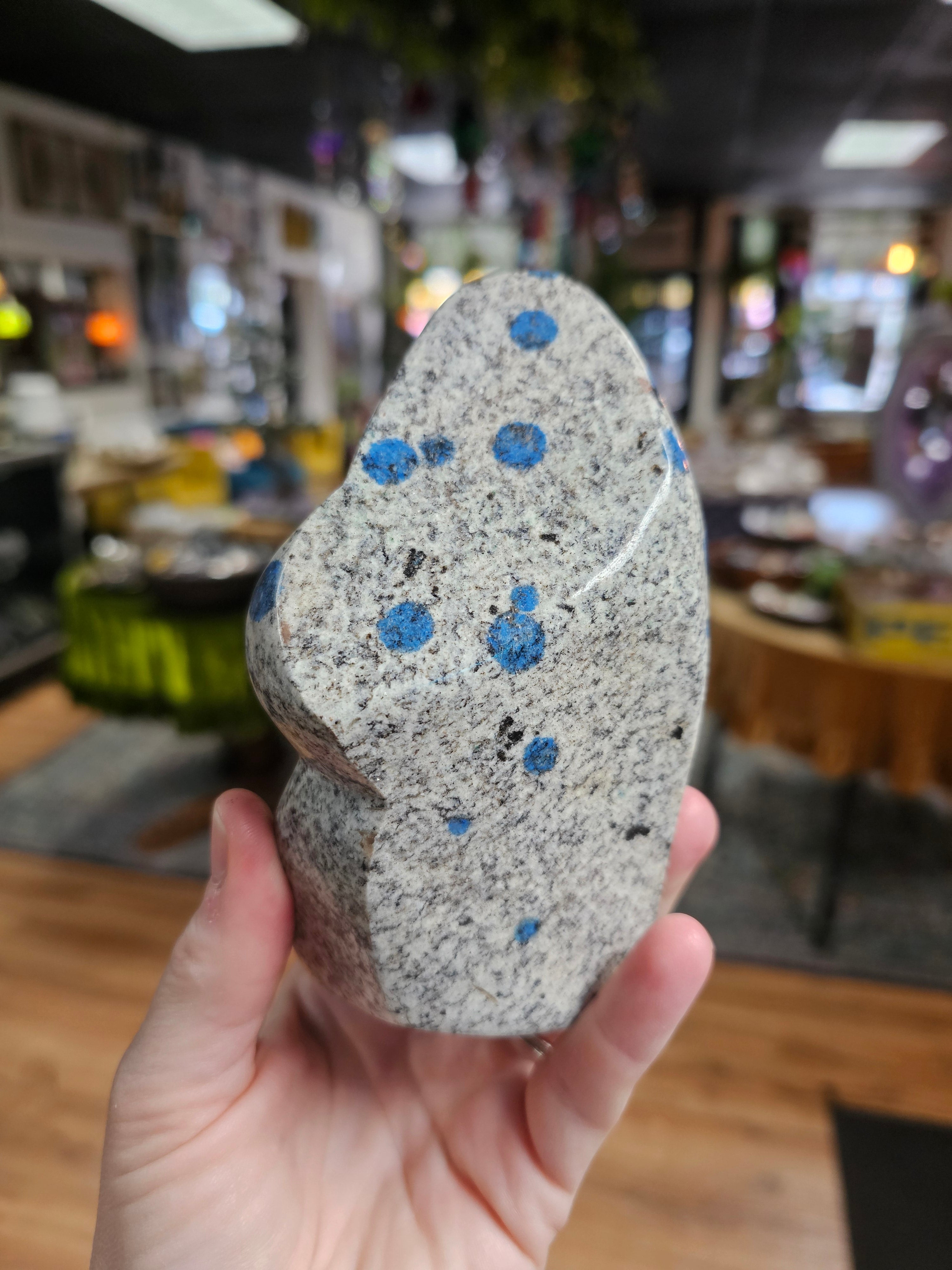 K2 Granite Freeform – The Crystal Cellar